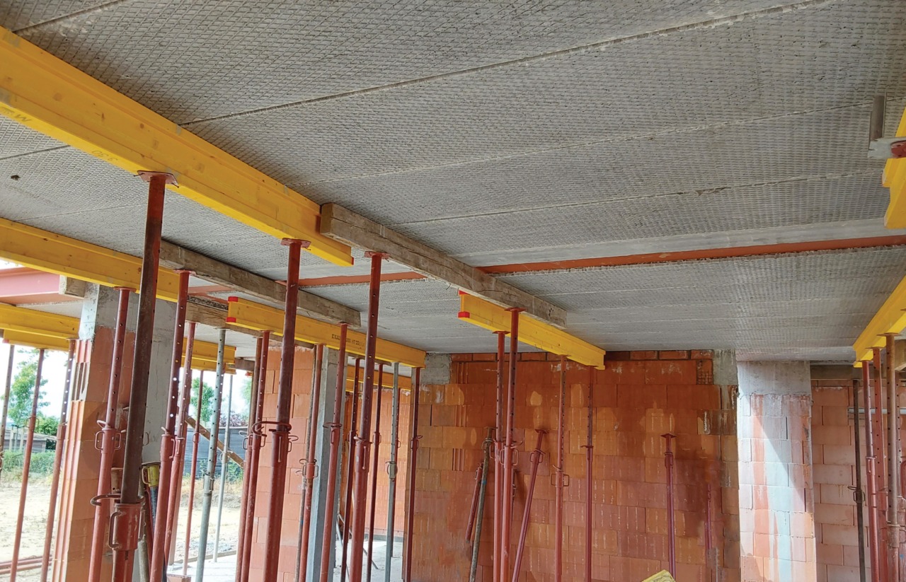 Welfsels| Holle vloerplaten | Predalco